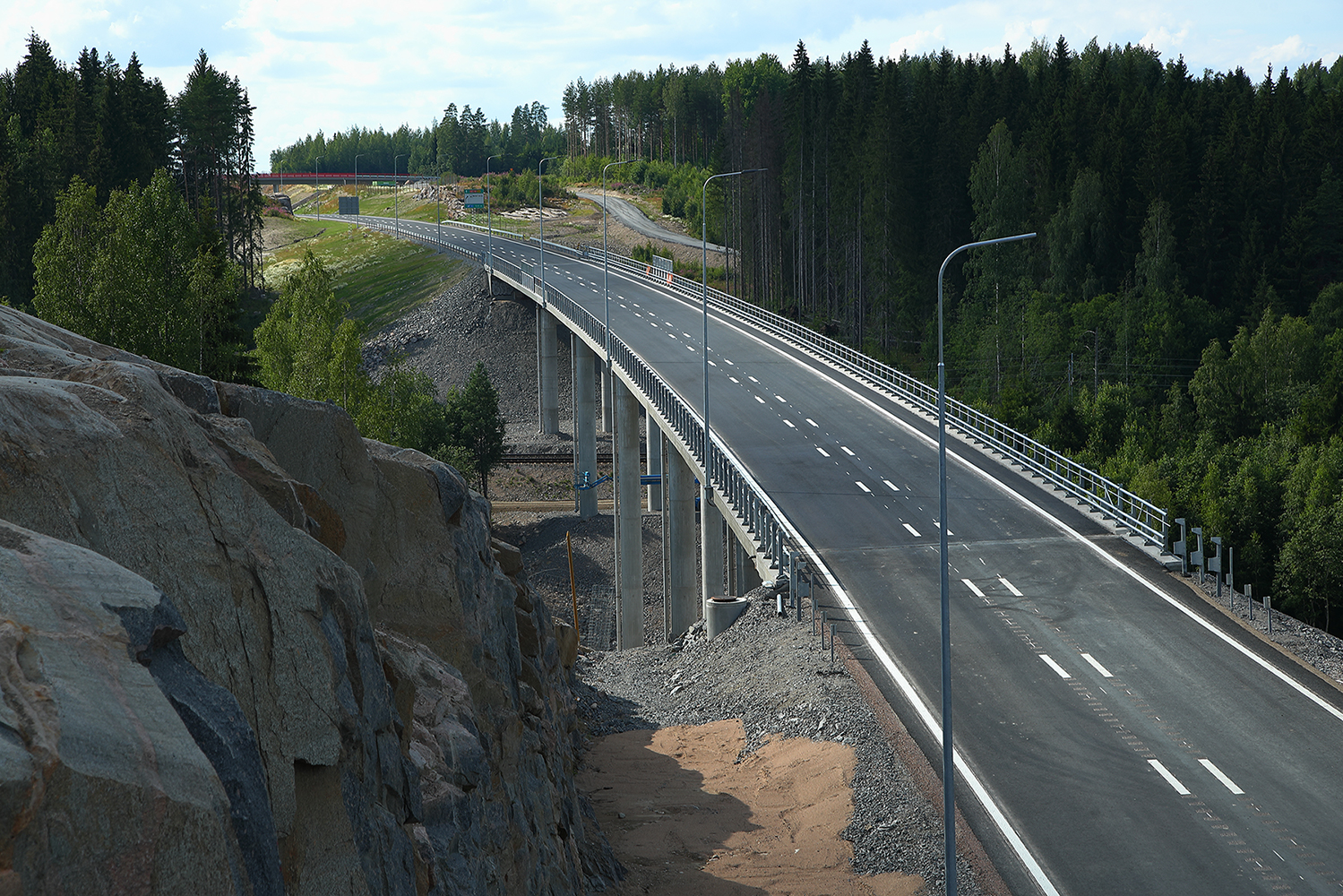 Destia rakensi Lahden eteläisen kehätien suurhanketta infran tajulla ...