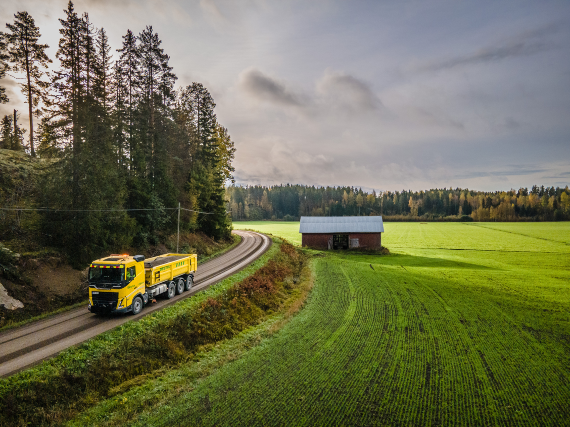 Destia voitti seitsemän maanteiden hoitourakkaa - Destia
